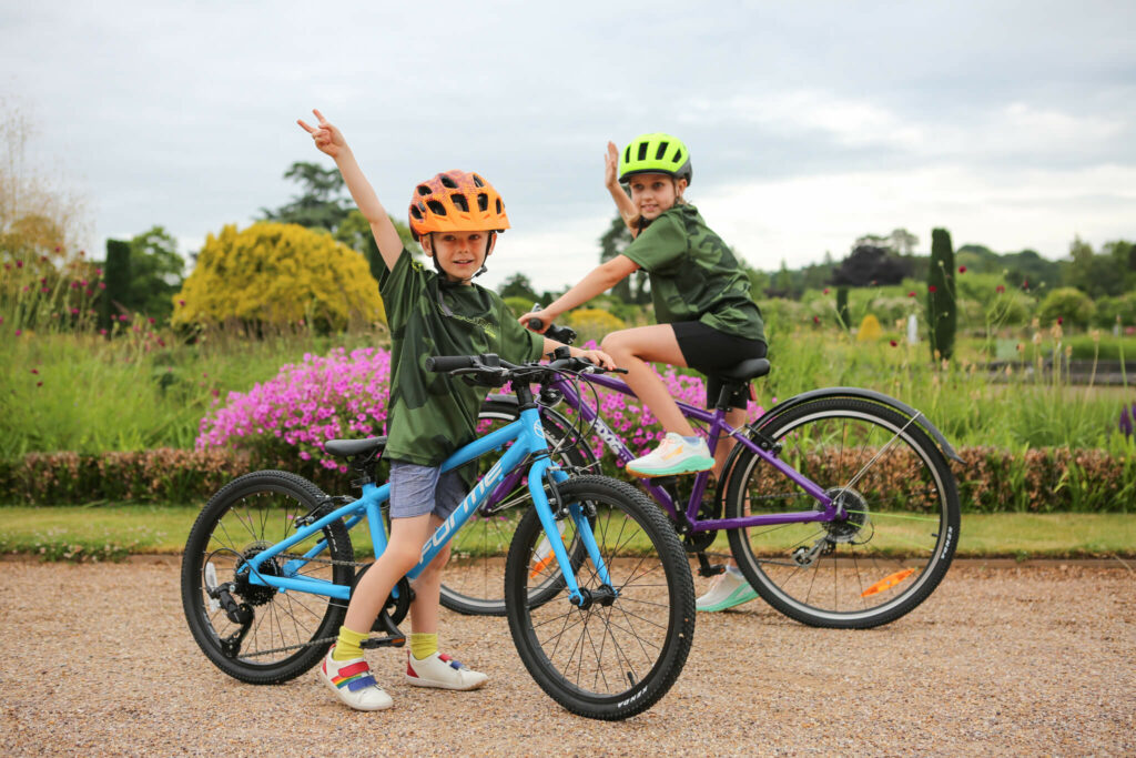 HOW TO TEACH YOUR KIDS HOW TO RIDE A BIKE